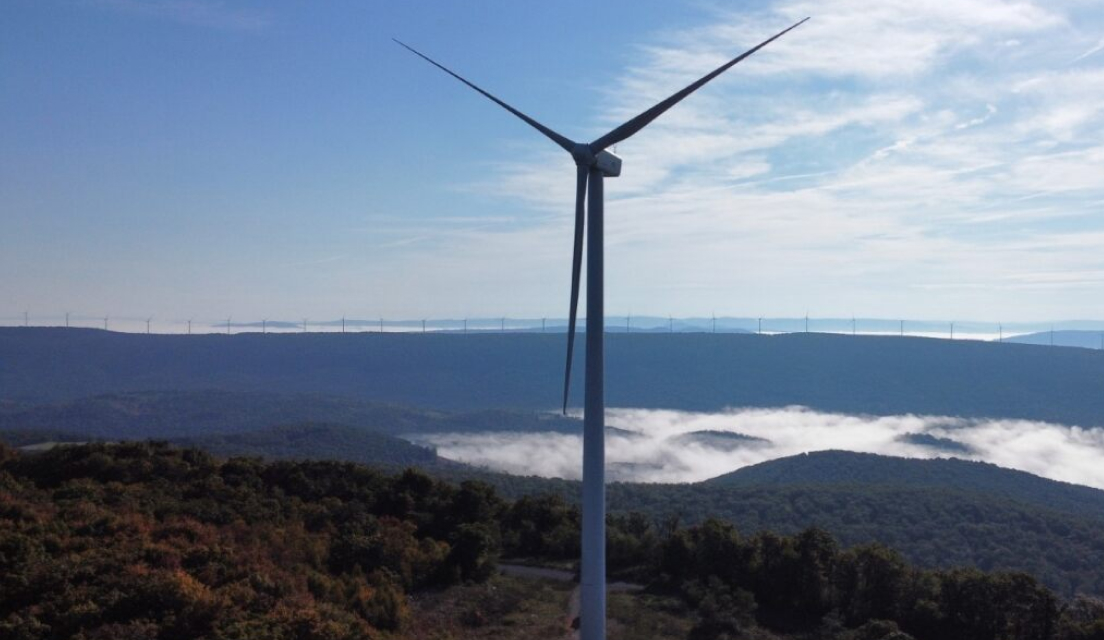Wind farms and wind energy benefits in the US - Clearway